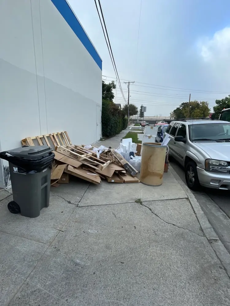 Pallet Removal in Huntington Beach - Fast & Affordable | Junk Smiths